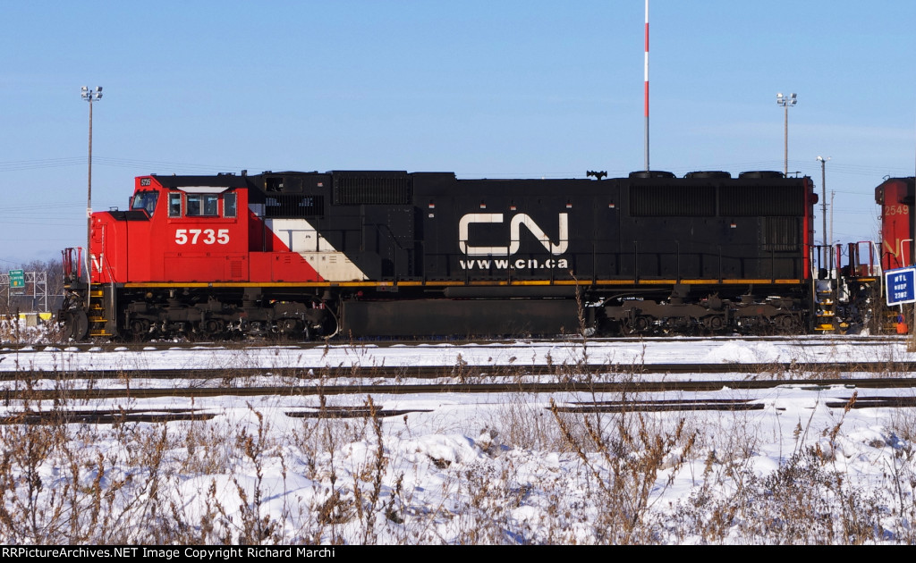 CN 5735